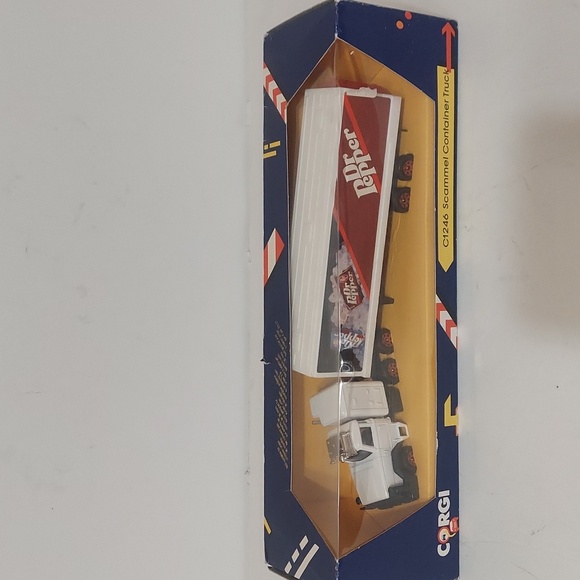 Corgi | Toys | Corgi 346 Scammel Container Truck New Diecast Dr Pepper ...